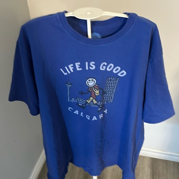 Life Is Good | Shirts | Life Is Good Calgary Size Xl Tshirt | Poshmark